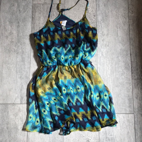 Mimi Chica | Dresses | Great Summer Dress Razor Back And Winched Waist ...